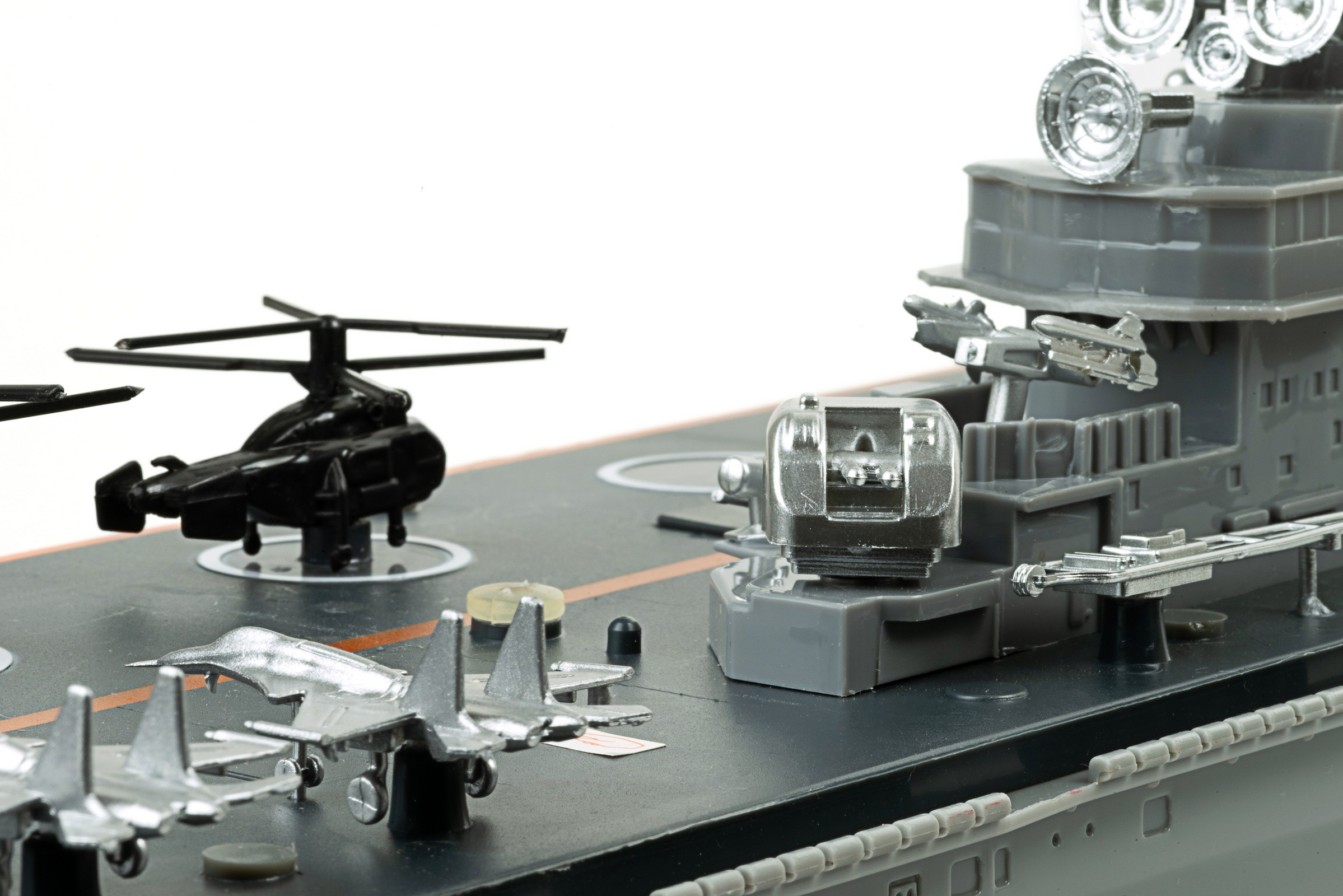 Germanseller - Ferngesteuerte Boote Seamaster 2.4 GHz RC Flugzeugträger ...